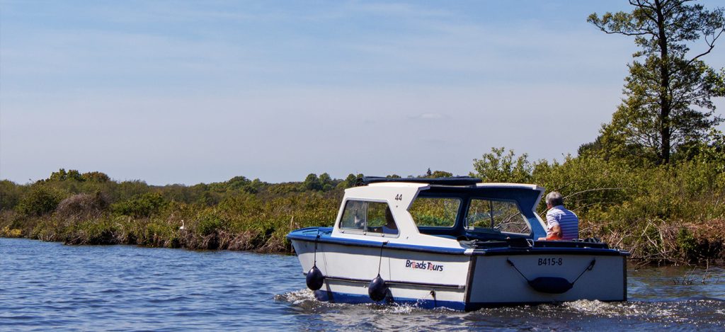 Day Boat Hire & Boat Trips Norfolk Broads | Broads Tours
